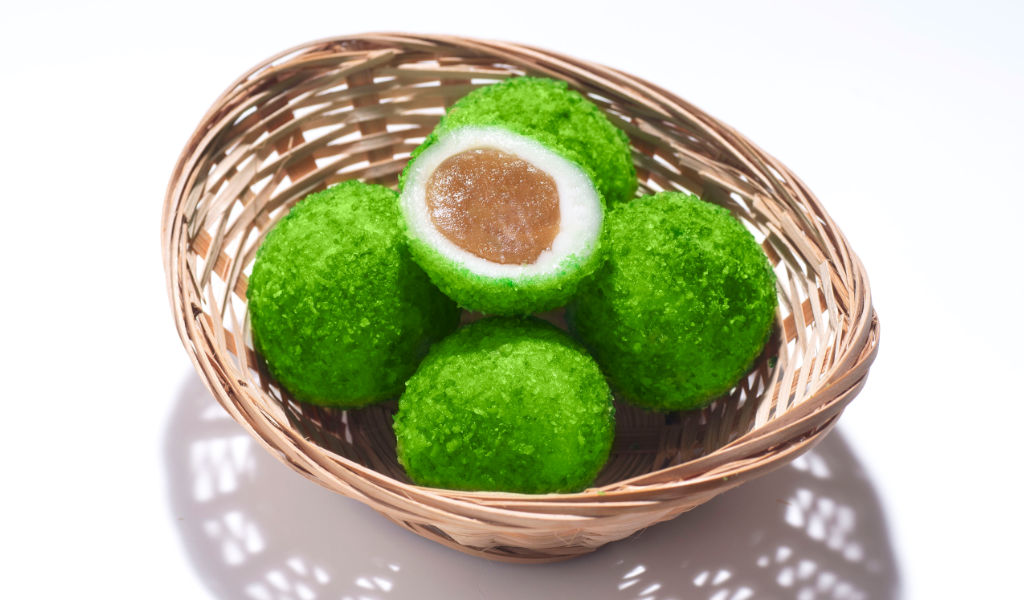Crispy Mochi Lotus Ball | Dhimsum Plus